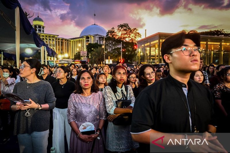 Misa Requiem untuk Paus Fransiskus di Gereja Katedral Jakarta - ANTARA News
