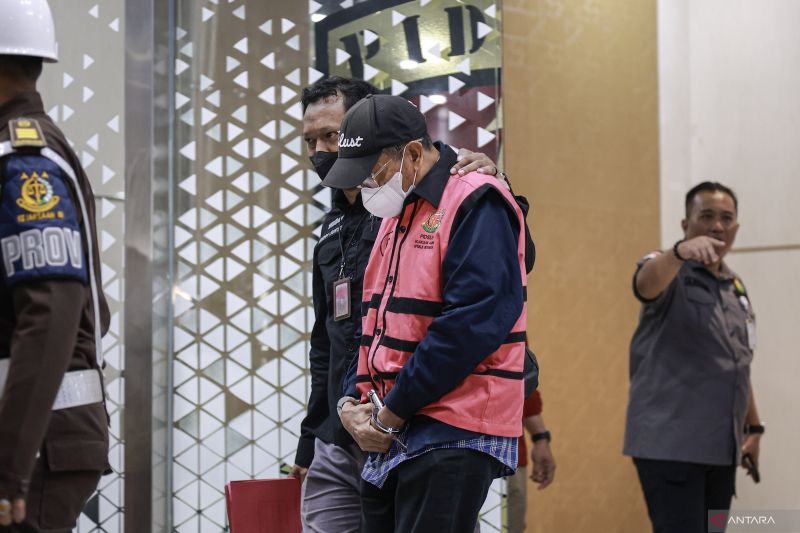 Kejaksaan geledah rumah tersangka korupsi Sritex - ANTARA News