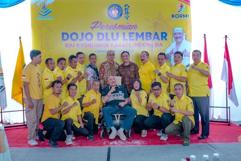 Dharma Lautan Utama resmikan Dojo Karate DKKI di Lembar Lombok - ANTARA ...