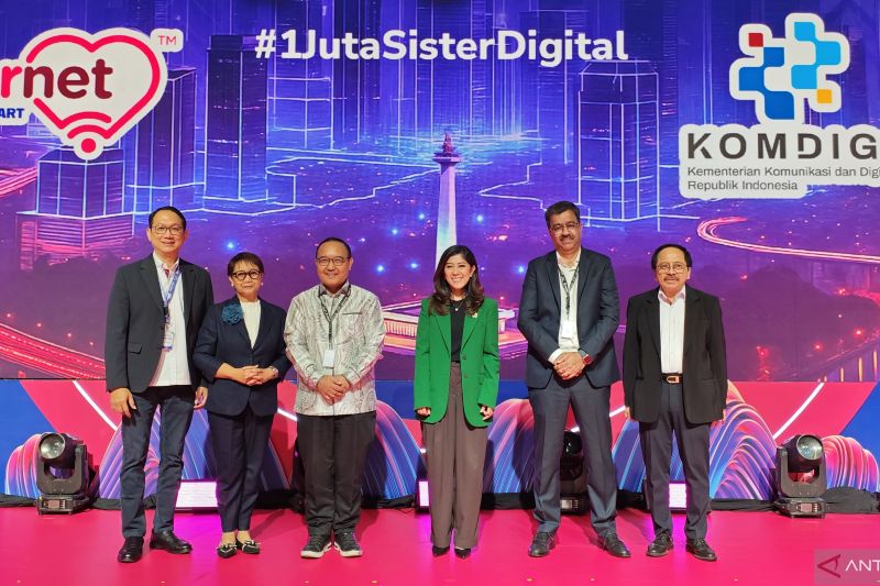 Kemkomdigi dan XLSmart cetak talenta digital perempuan lewat Sisternet - ANTARA News