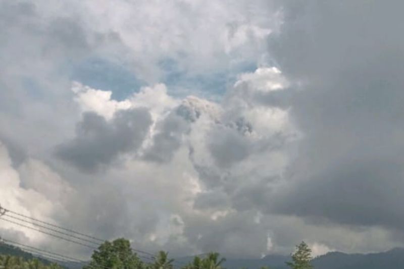 Mount Dukono spews 3,500m ash, bans activities within 4 km radius ...