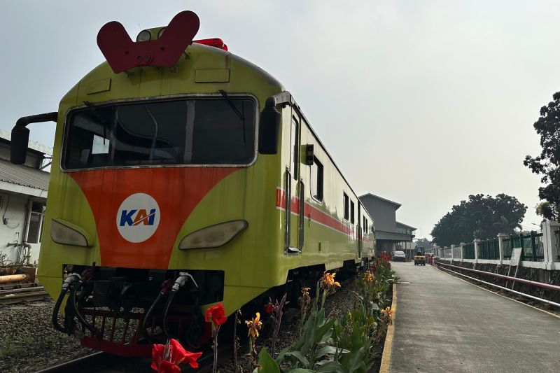 KAI Jakarta siagakan tiga kereta penolong untuk situasi darurat ...