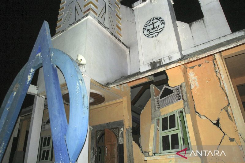 Gempa bumi magnitudo 6,4 landa Kabupaten Sarmi, Papua - ANTARA News