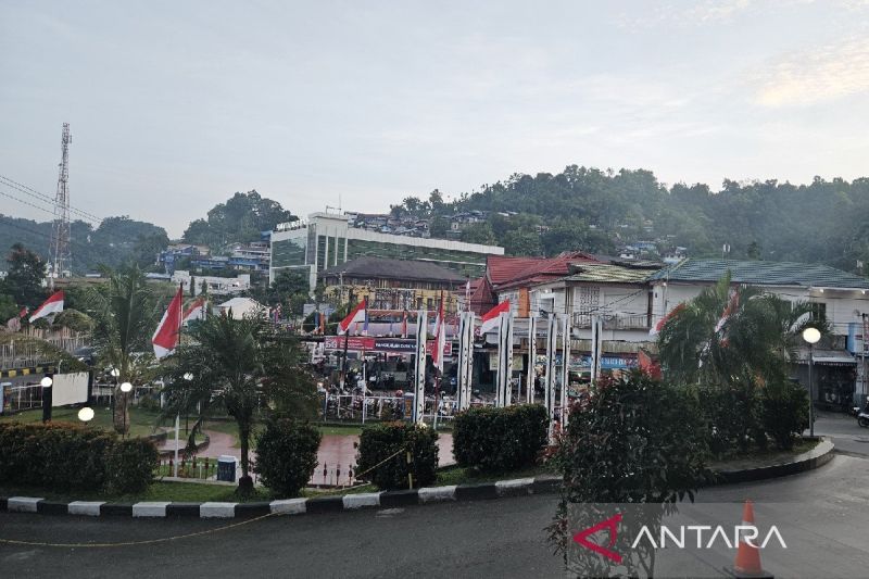 Pemprov sebut pengibaran bendera Merah Putih wujudkan nasionalisme di ...