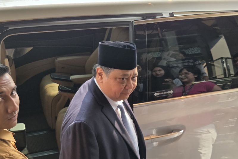 Tanggapi isu reshuffle, Airlangga: Kita tunggu saja - ANTARA News