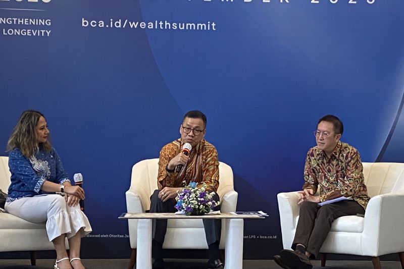 BCA edukasi nasabah kelola kekayaan jangka panjang di Wealth Summit ...