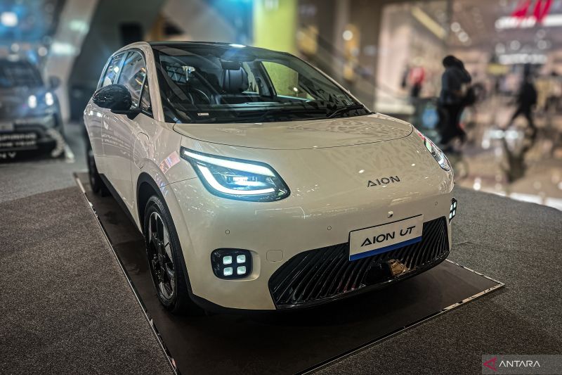 Baru 1,5 bulan tembus 2.000 SPK, berikut spesifikasi dan fitur AION UT