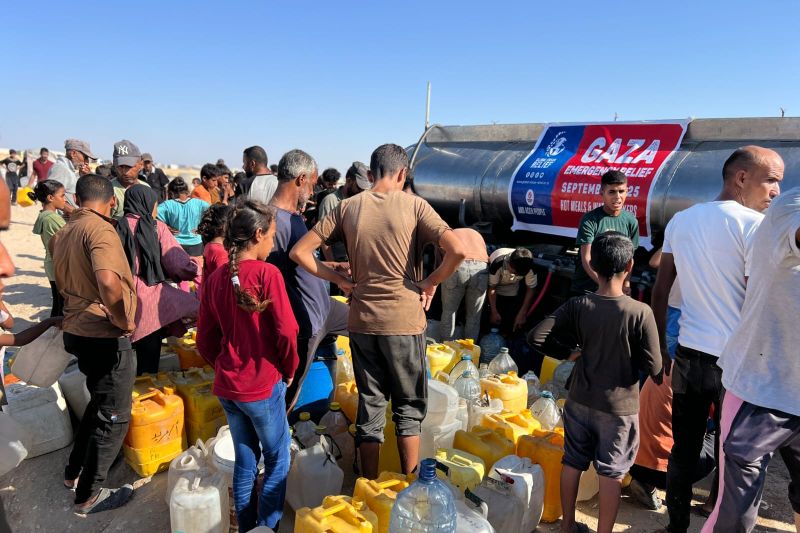 GER Indonesia distribusi air bersih dan makanan untuk warga Palestina ...