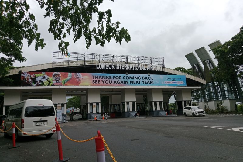 Penerbangan di Bandara Lombok tidak terdampak letusan Gunung Lewotobi ...
