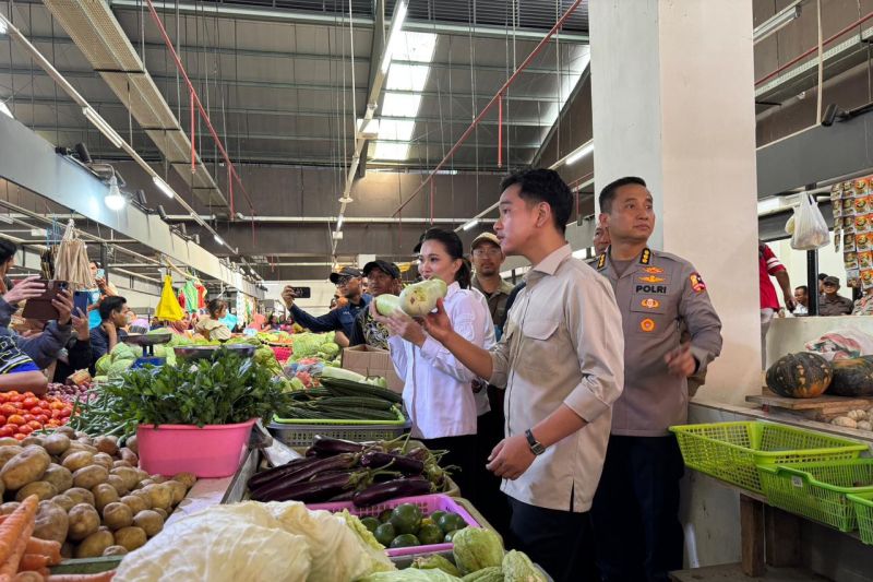 Gibran nilai revitalisasi Pasar Jailolo berhasil dorong ekonomi rakyat ...