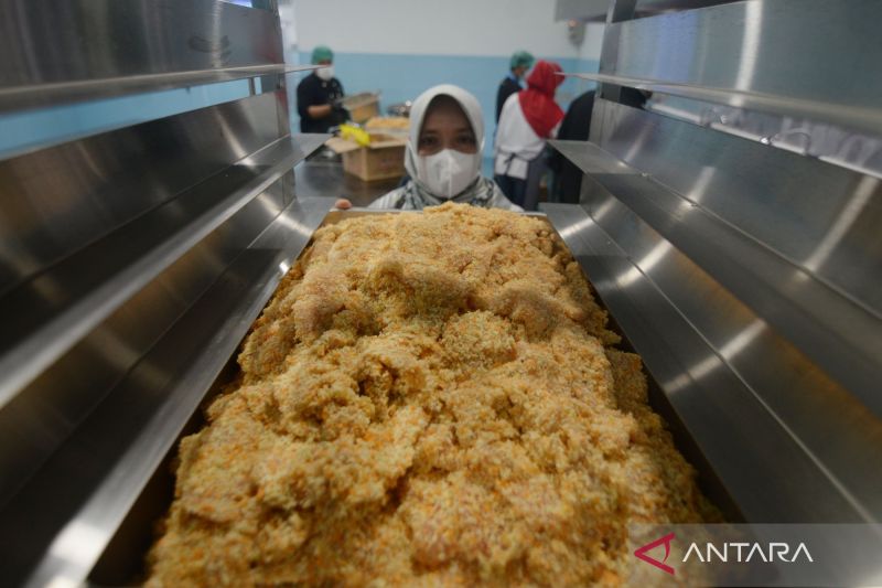 Kemarin, Program MBG serap 1,28 juta pekerja hingga antisipasi kemarau ...