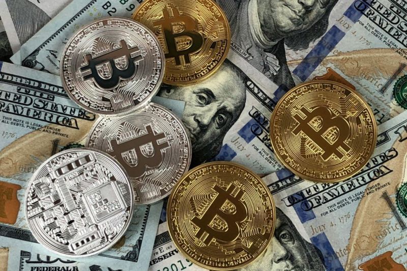 Sepuluh Rekomendasi Aset Kripto Selain Bitcoin untuk Meminimalkan ...