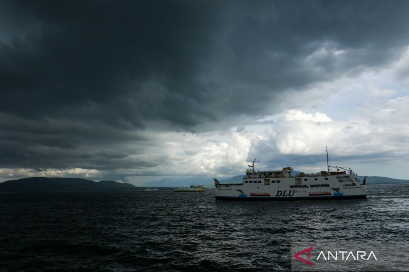 BMKG maps out areas prone to heavy rain for year-end holiday period ...