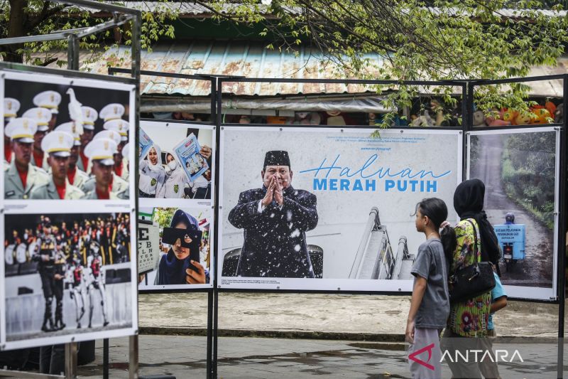 Pameran "Haluan Merah Putih" semarakkan malam tahun baru di Ragunan ...