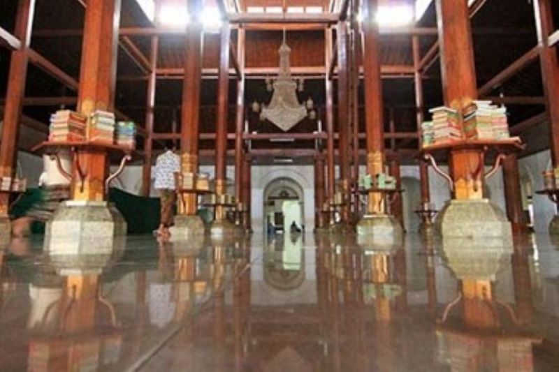 Masjid serambi ilmu, taman literasi, dan akar budaya - ANTARA News Mataram