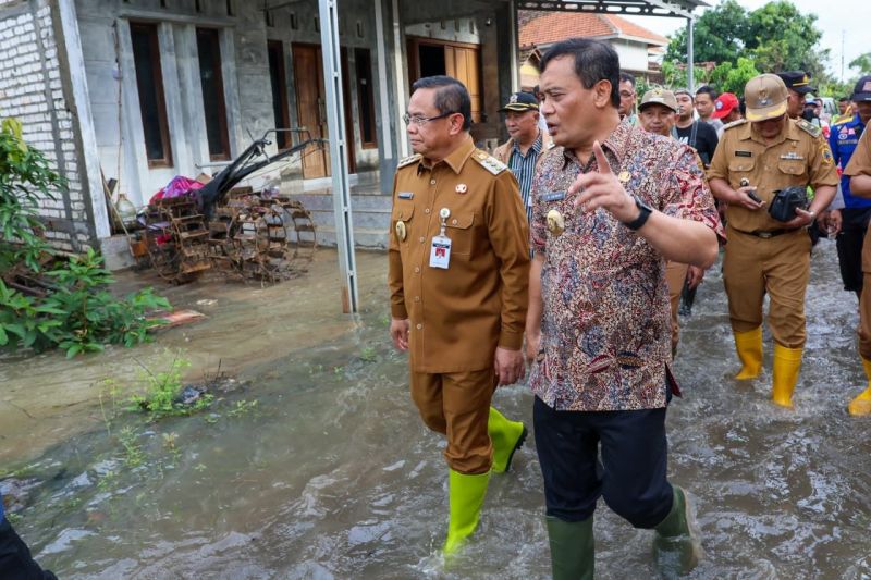 Gubernur Jateng belum tetapkan status darurat bencana karena masih ...