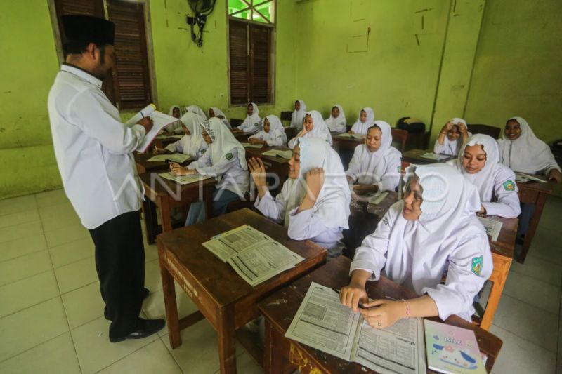 Kemenag pastikan tunjangan profesi guru lulusan PPG 2025 akan dibayar ...