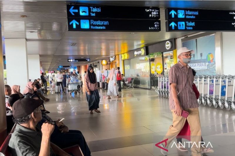 Bandara Supadio tingkatkan layanan raih dua penghargaan dunia - ANTARA News