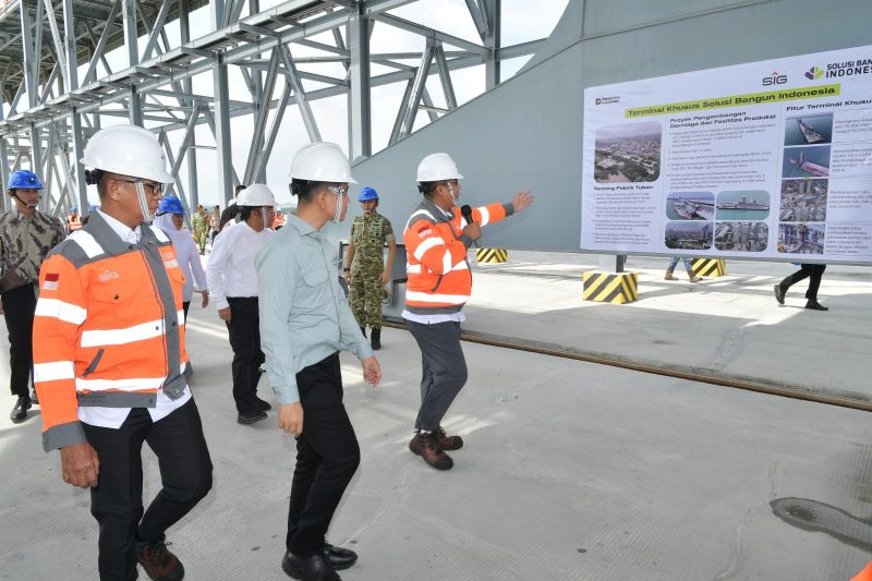 Gibran kunjungi Tuban, tinjau proyek industri hingga pasar rakyat ...