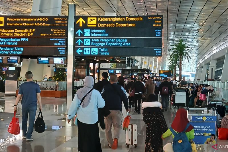Kuartal 1 2026, Bandara Soetta catat 13,49 juta penumpang - ANTARA News ...