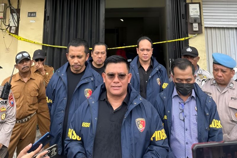 Polri ungkap peran dua tersangka kasus impor ilegal ponsel - ANTARA News