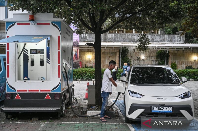 Analyst sees Indonesia's EV policy boosting local battery industry ...