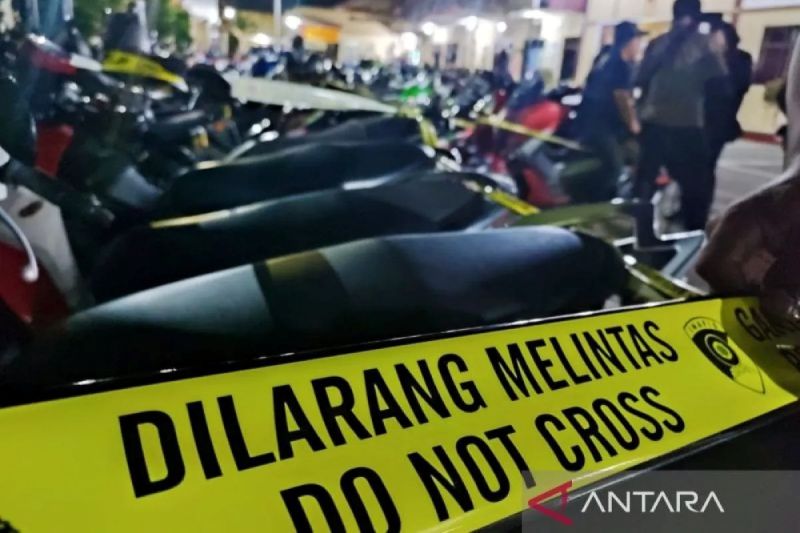 Polisi menyita 30 unit sepeda motor hasil kejahatan jalanan di Makassar ...