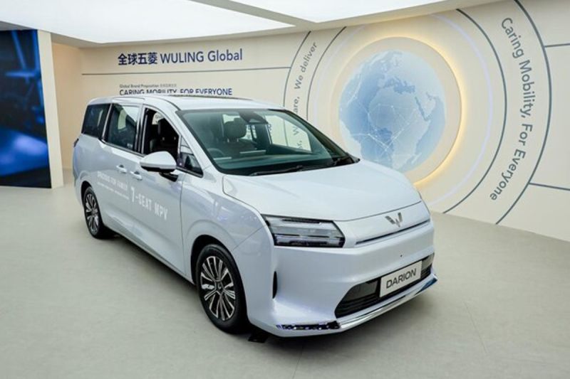 Global Media Visits Wuling: SGMW Beijing Auto Show Overseas Brand Event ...