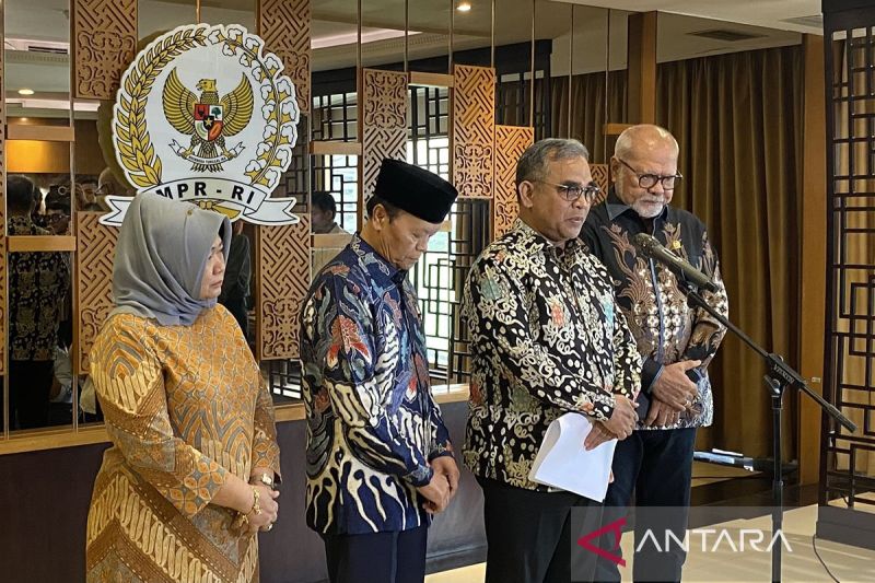MPR ulang final LCC Empat Pilar Kalbar dan ganti juri - ANTARA News