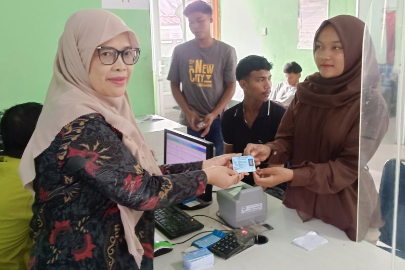 Bentuk komitmen pelayanan ke masyarakat, Pemkab Pasaman Barat buka ...
