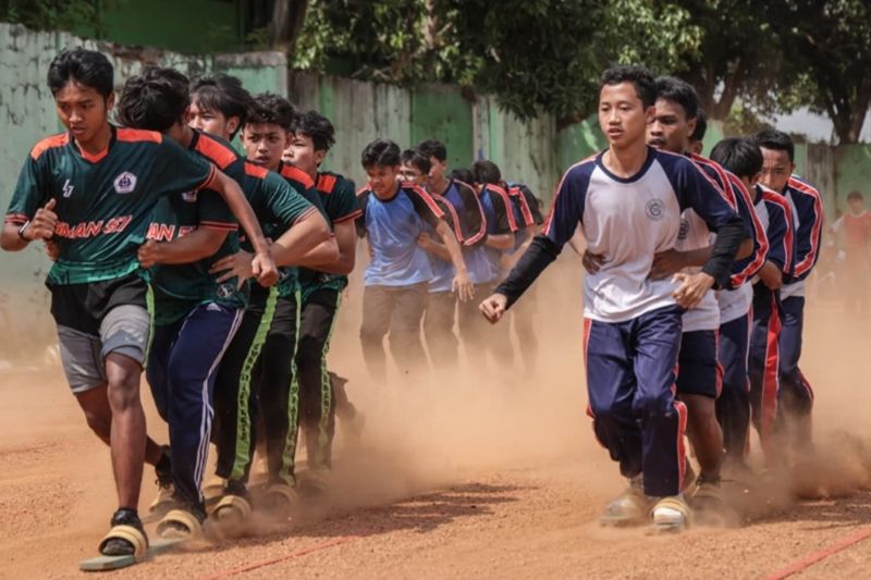 Ratusan pemuda ramaikan Pekan Olahraga Tradisional Jakbar - ANTARA News
