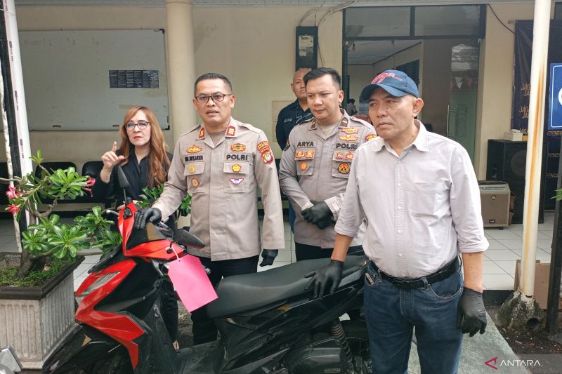 Pencuri motor di Pasar Rebo ditangkap saat hendak menjualnya di Banten ...