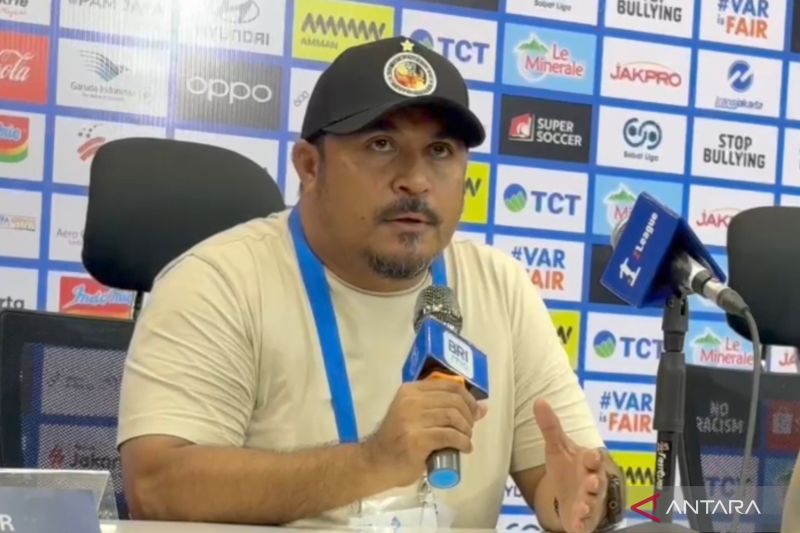 Imran Nahumarury bertekad bawa Semen Padang kembali ke Super League ...