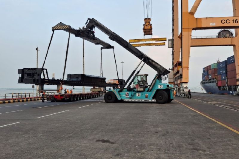 TPS jadi hub pengiriman “locomotive platform” PT INKA ke Australia ...