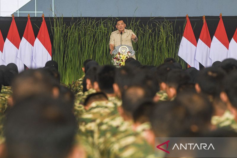 Govt asks ASN completing reserve component training to be role models ...