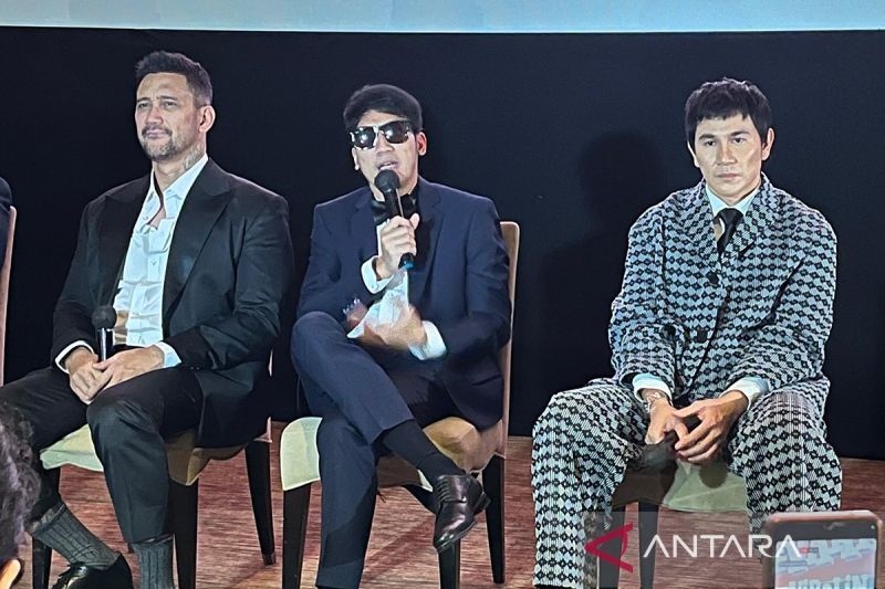 Desta, Vino, dan Tora berbagi cerita tentang film baru WarkopDKI ...