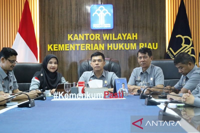 Kemenkum Riau ikuti entry meeting monev RKT RB triwulan II - ANTARA ...