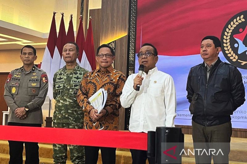 Menko PMK: Kawal anggaran rehab-rekon pascabencana Sumatera - ANTARA News