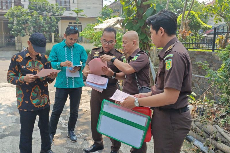 Kejari Kota Madiun sita aset terpidana korupsi dana talangan PT INKA ...